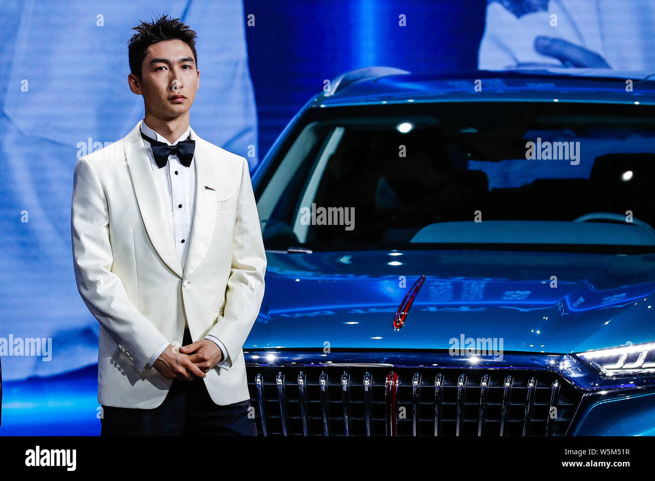 Chinese short track speed skater Wu Dajing, the winner of the men's 500 ...