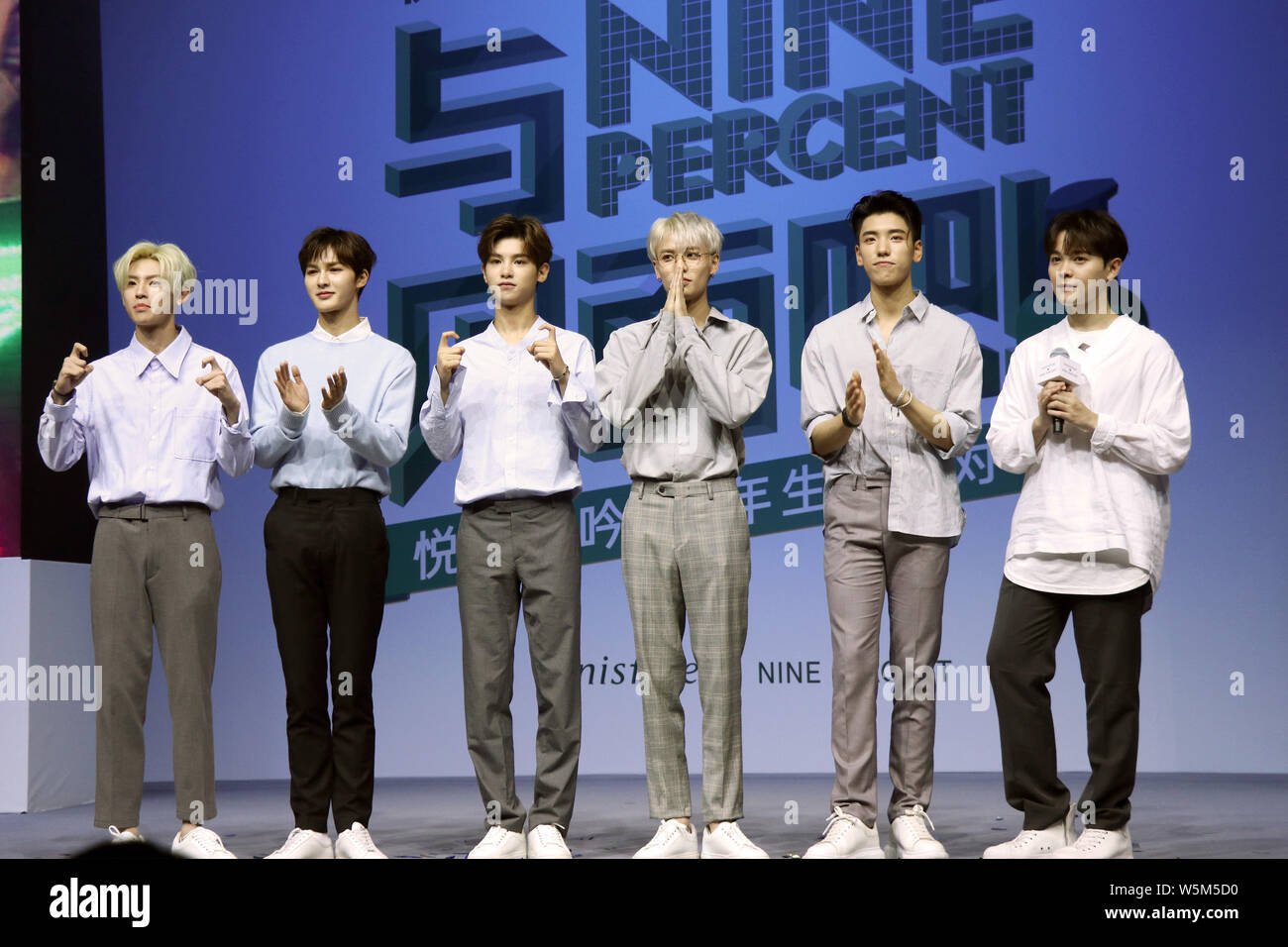 (From left) Xiao Gui, Zhu Zhengting, Justin, Lin Yanjun, Wang Ziyi and ...