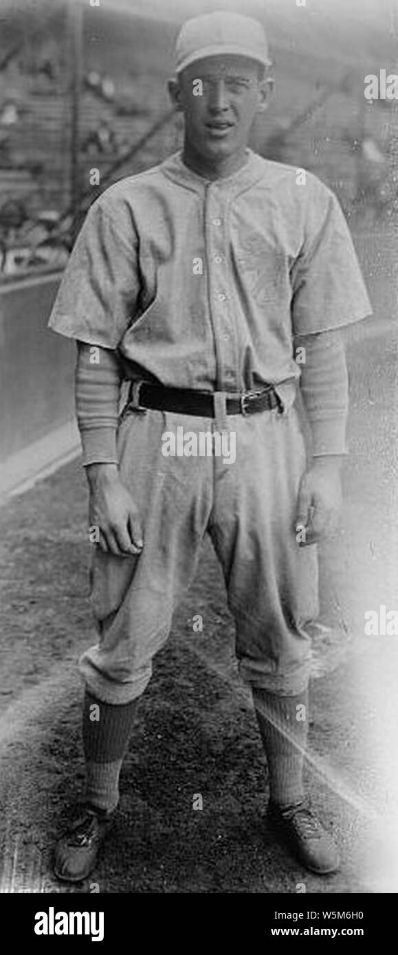 Cy perkins hi-res stock photography and images - Alamy