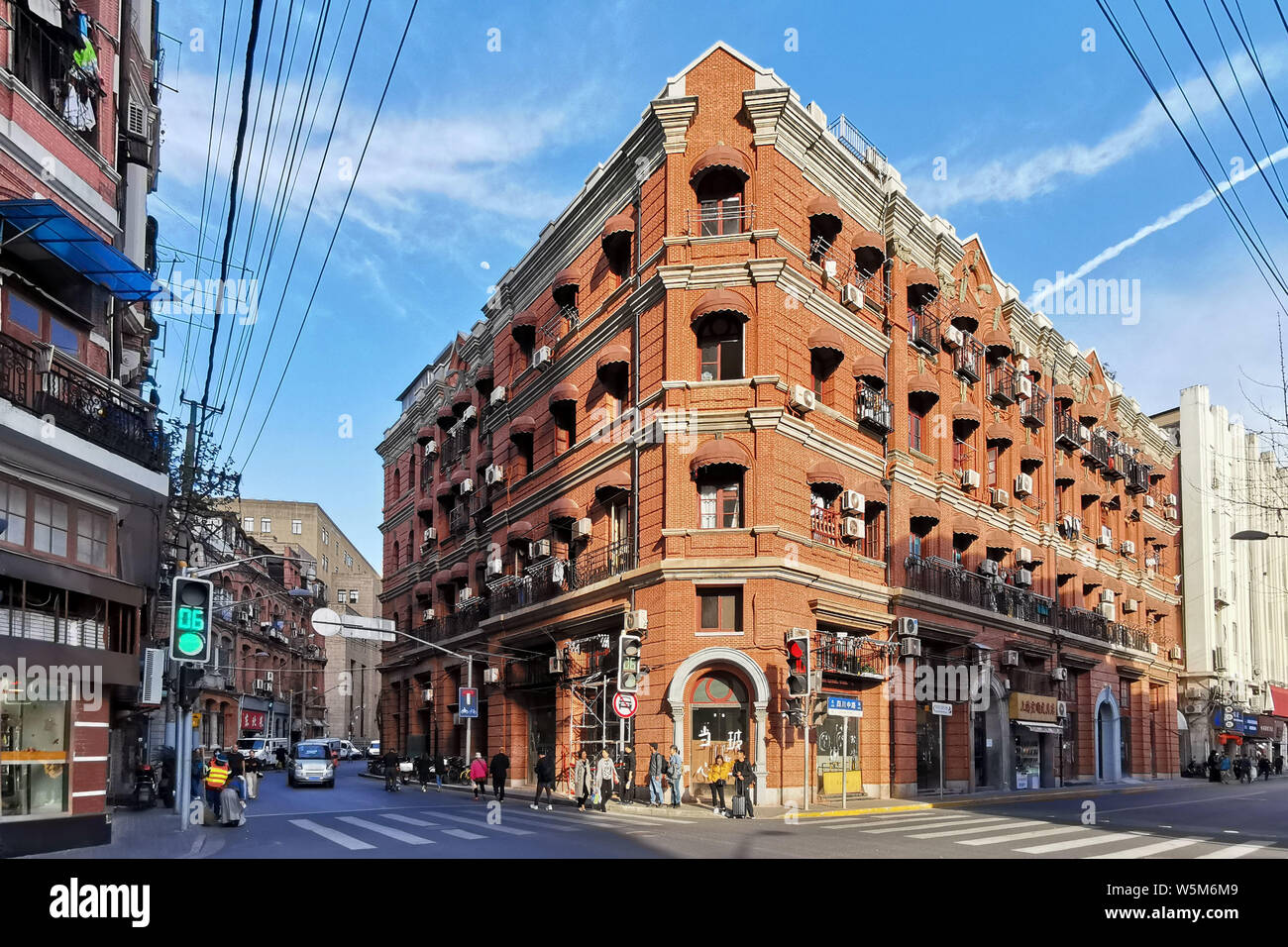 Chinese dianchi road hi-res stock photography and images - Alamy