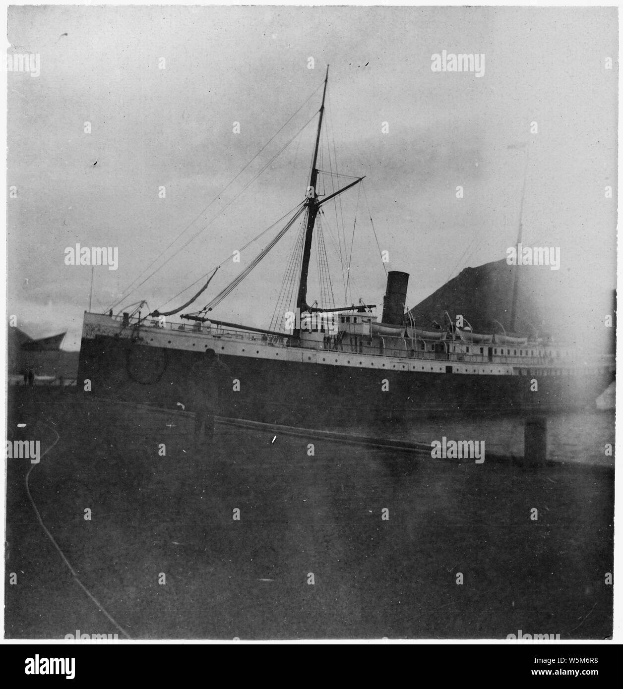 Dutch harbor Black and White Stock Photos & Images - Alamy