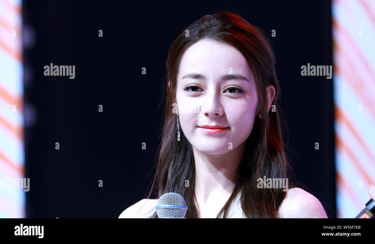 --FILE--Chinese Uigur actress Dilraba Dilmurat, also known as Dilireba ...