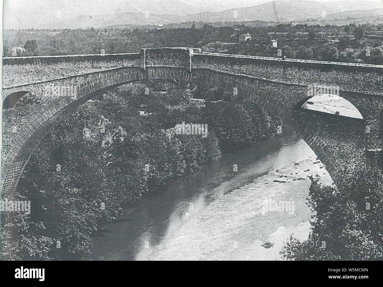 Pont du diable ceret hi-res stock photography and images - Alamy
