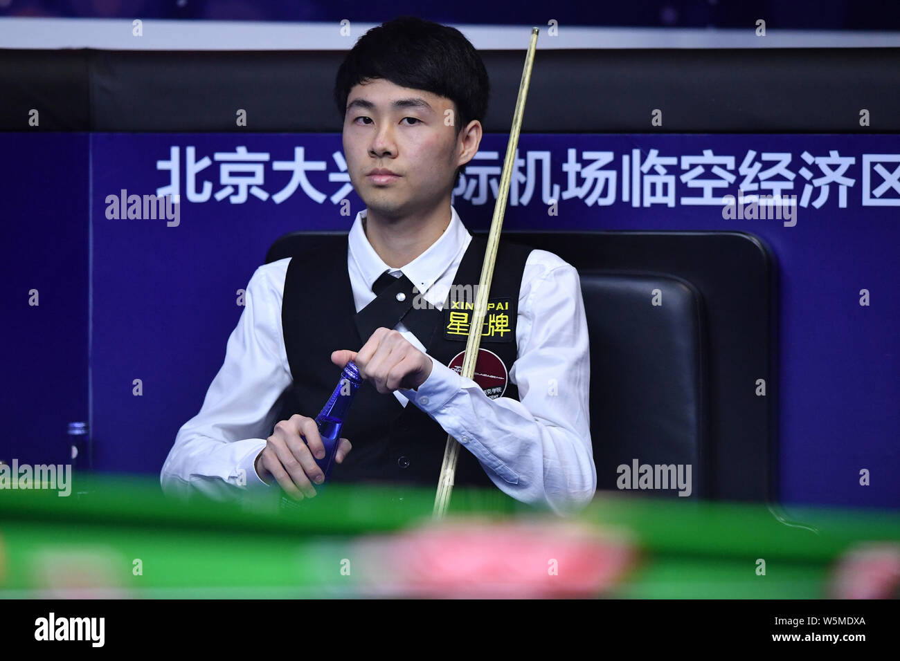 Xu si snooker hi-res stock photography and images - Alamy