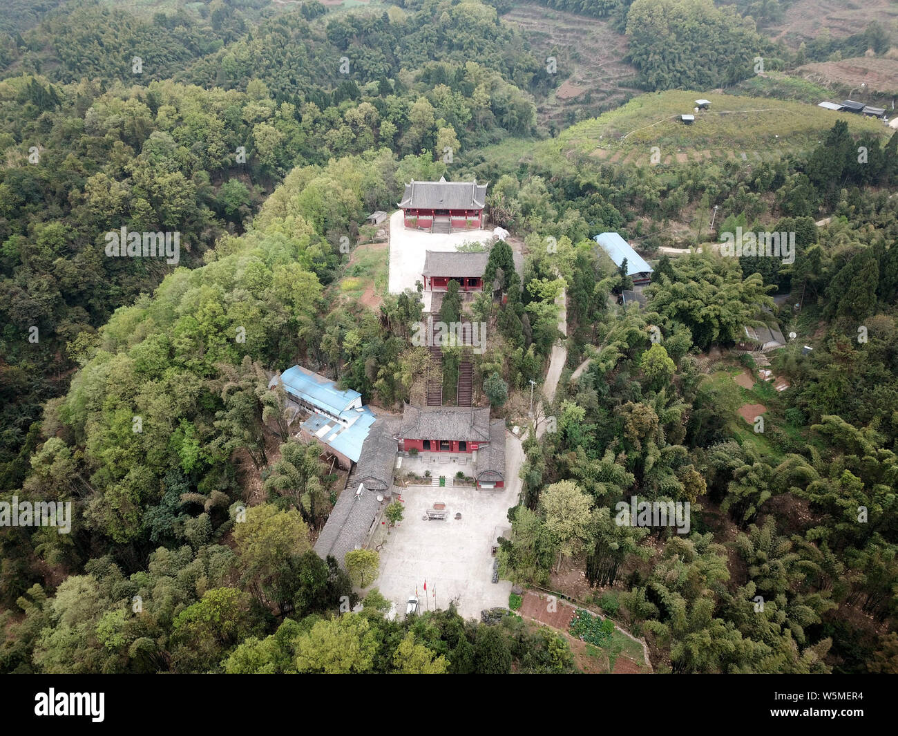 Buddha temple chengdu hi-res stock photography and images - Alamy