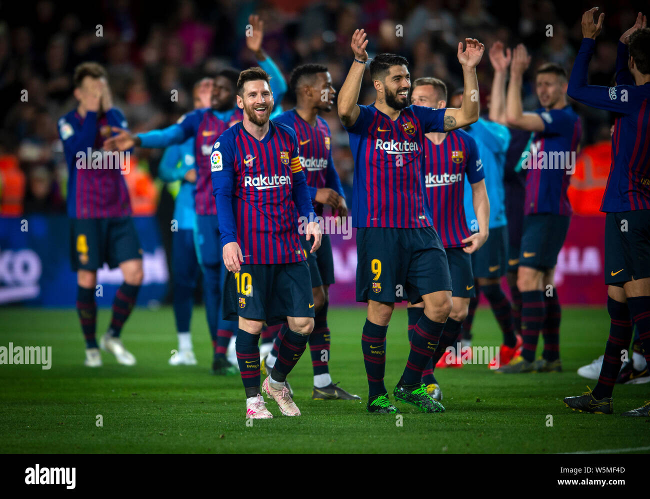 Lionel messi front hi-res stock photography and images - Alamy