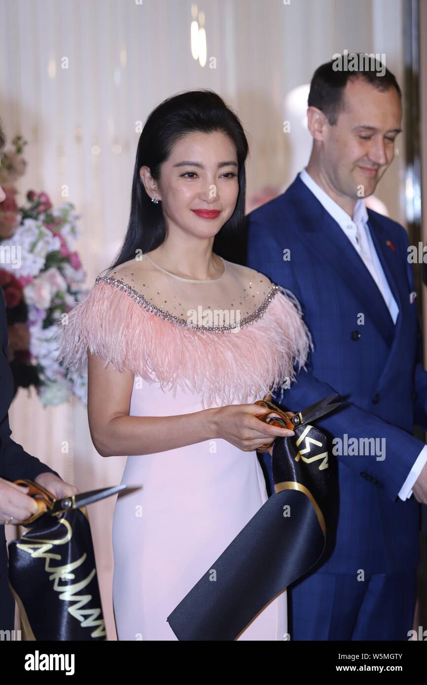 Chinese actress Li Bingbing attends the ribbon-cutting ceremony for ...