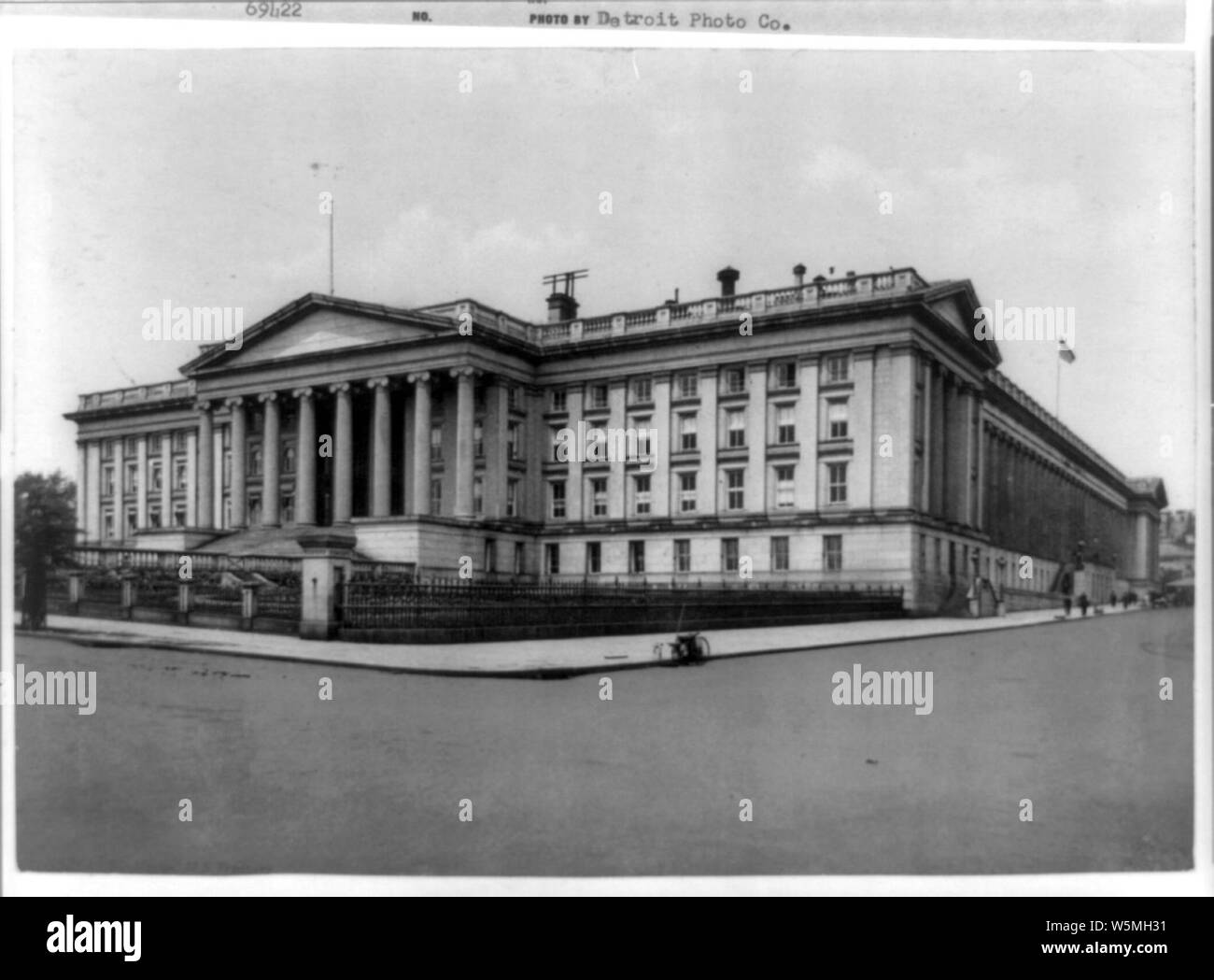 1898 building Black and White Stock Photos & Images - Alamy