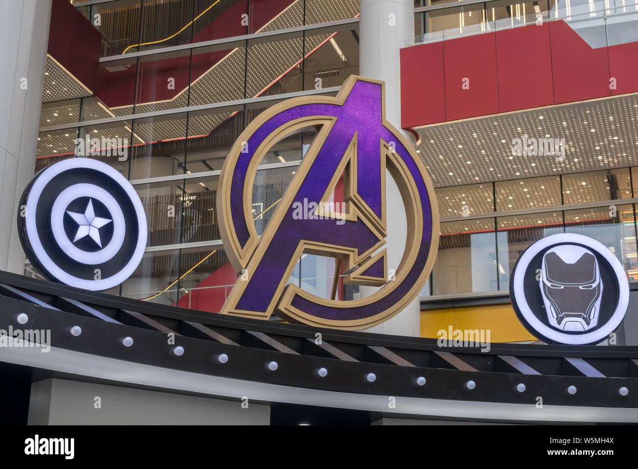 View of the Chinese-style Marvel heroes opera makeup exhibition on ...