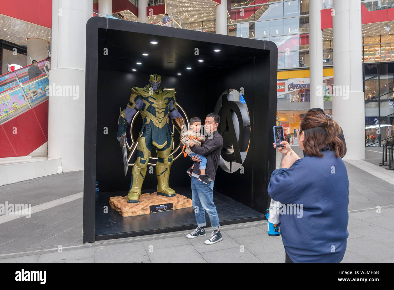The Thanos statue is on display at the Chinese-style Marvel heroes ...