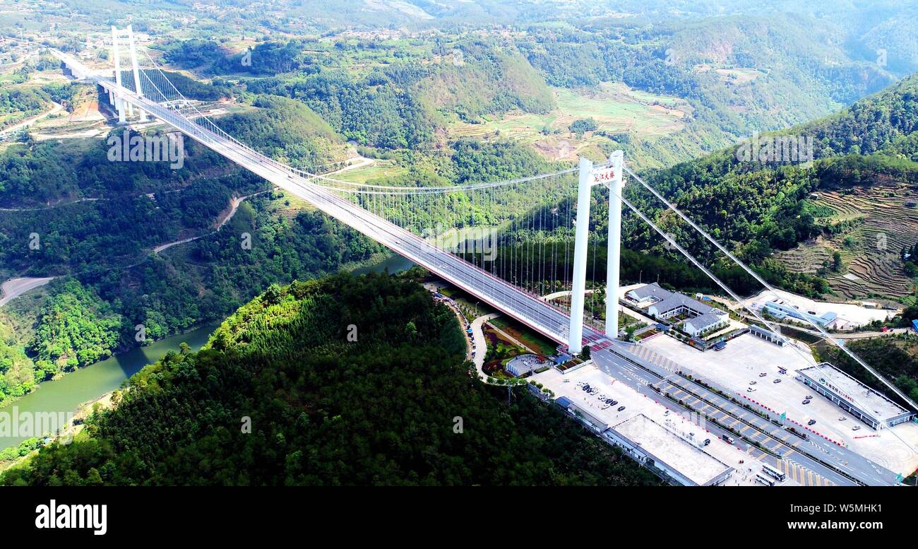 Aerial view of the Longjiang Bridge, connecting the cities of Baoshan ...