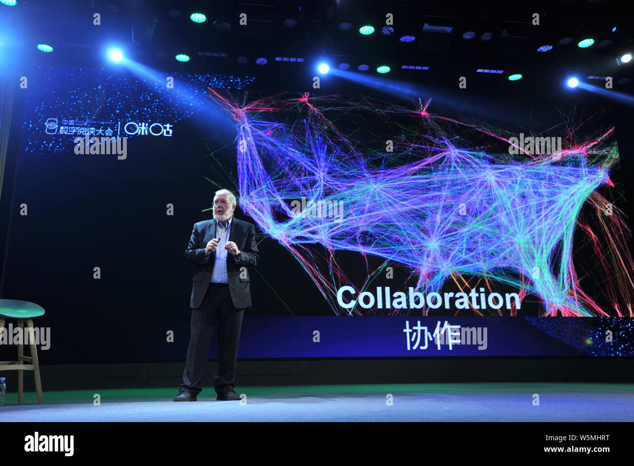 Kevin Kelly, founding executive editor of Wired magazine, delivers a ...