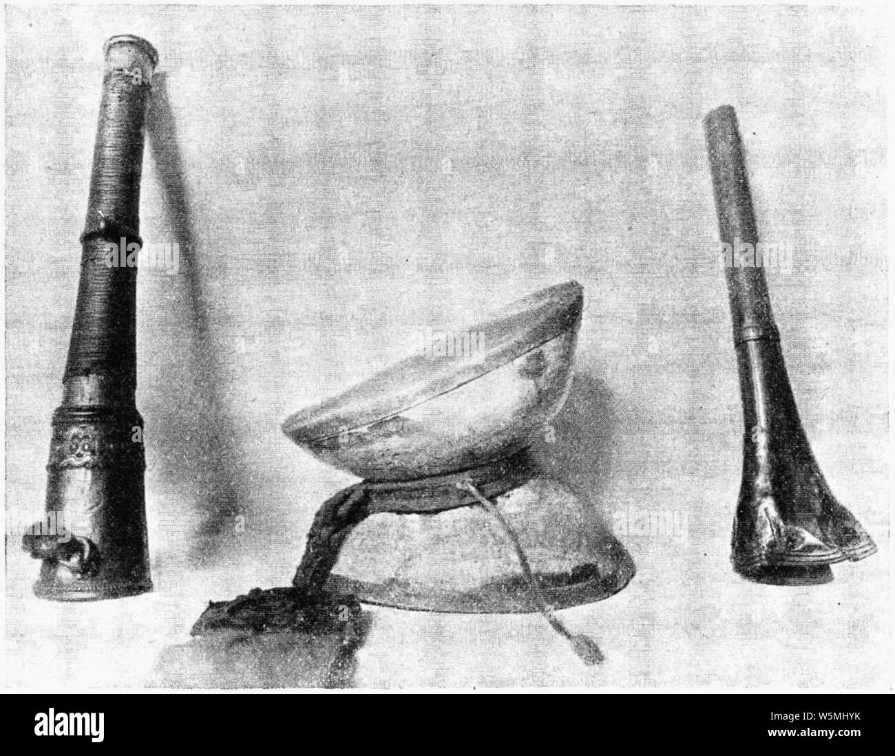 Tambour Black and White Stock Photos & Images - Alamy