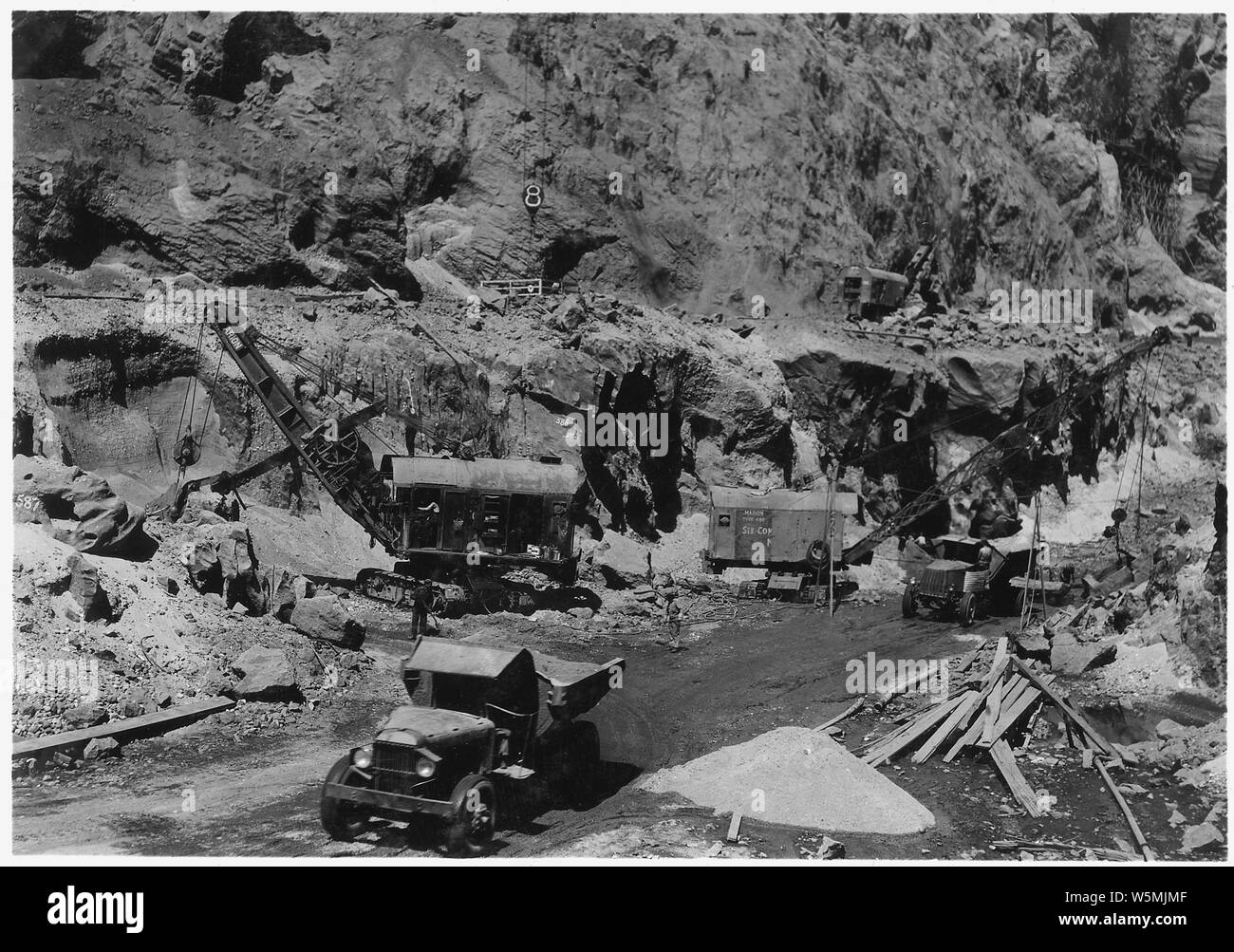 Boulder dam Cut Out Stock Images & Pictures - Alamy