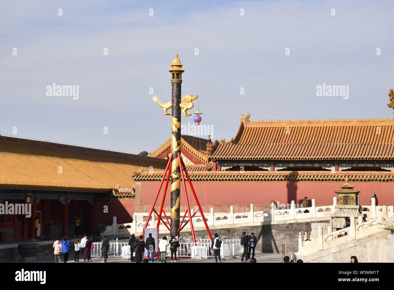--FILE--The Heavenly Lanterns (tian deng) are displayed at the Palace ...