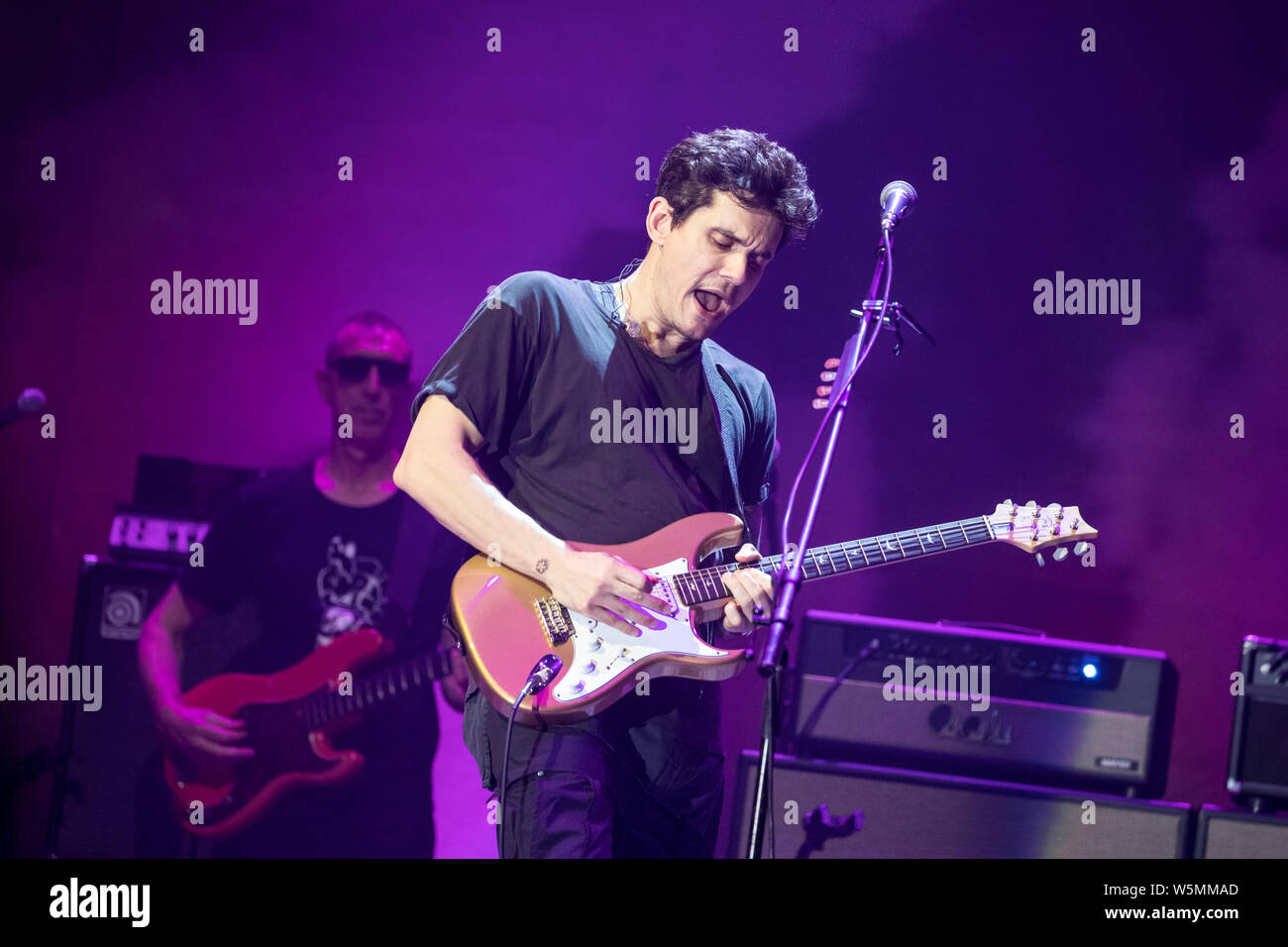 American singer-songwriter John Mayer performs during the "An Evening ...