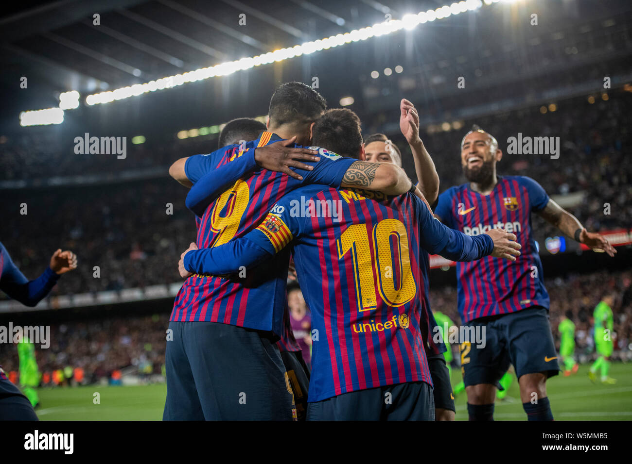 Lionel messi front hi-res stock photography and images - Alamy
