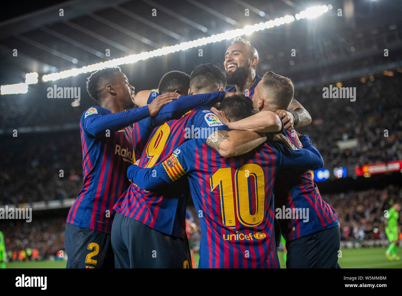 Lionel messi front hi-res stock photography and images - Alamy