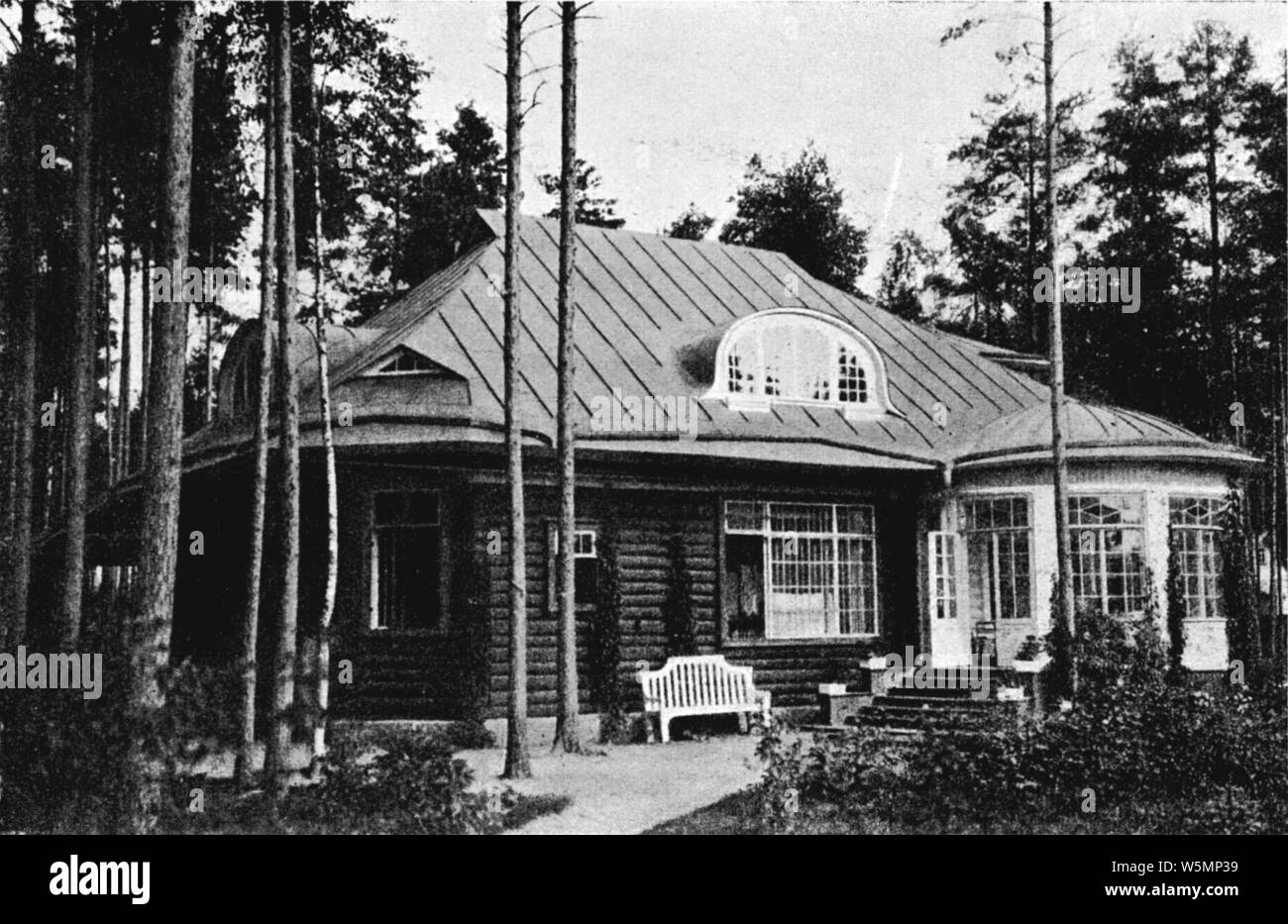 Dacha Black and White Stock Photos & Images - Alamy