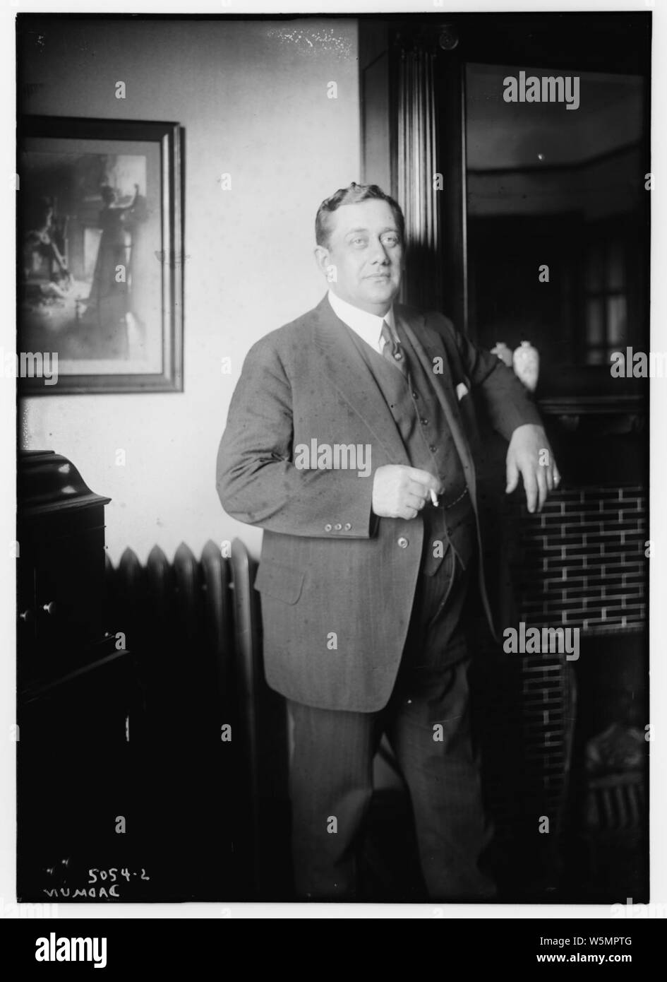 Dadmun hi-res stock photography and images - Alamy