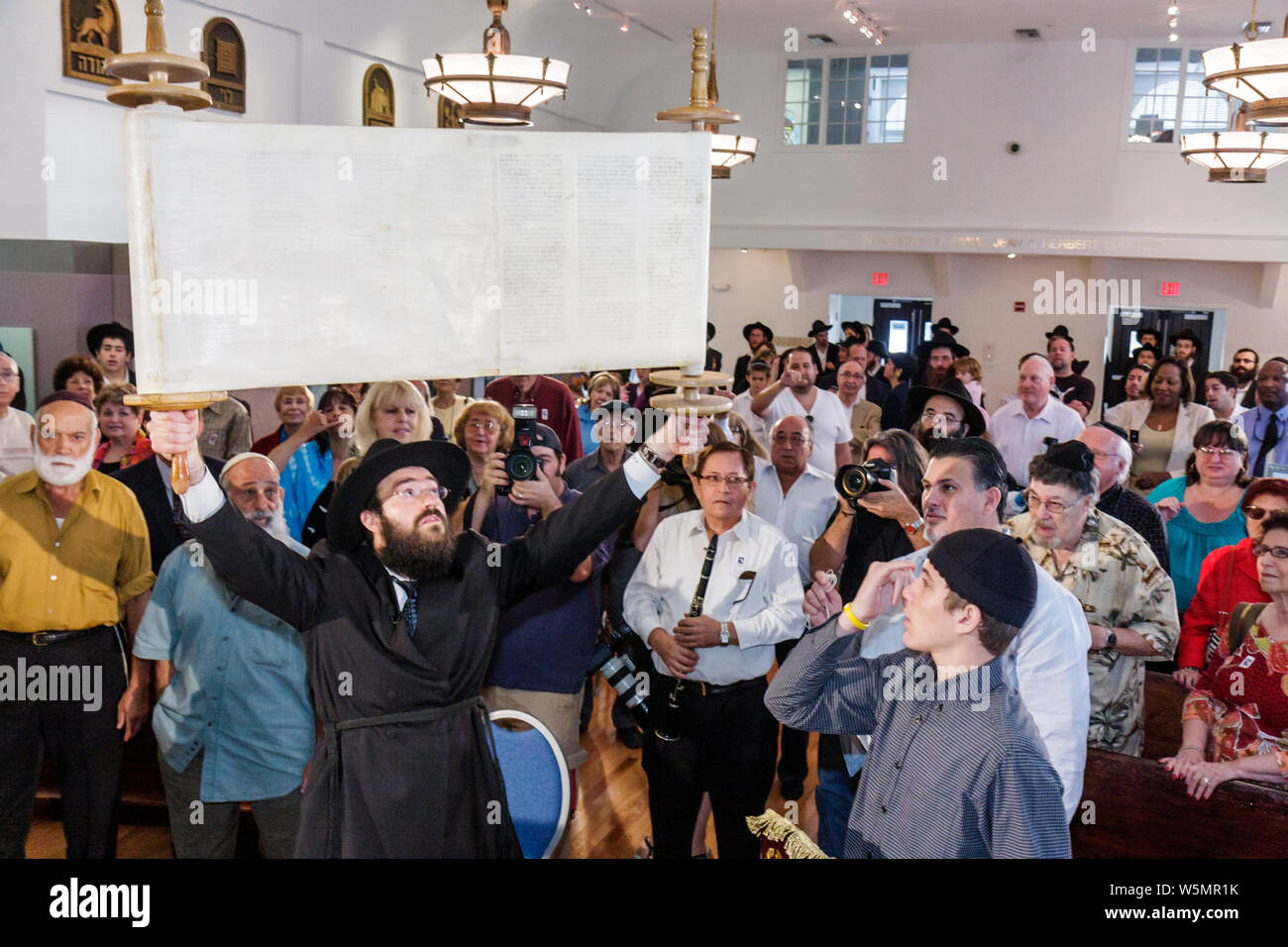 Jewish museum of florida completion hi-res stock photography and images ...