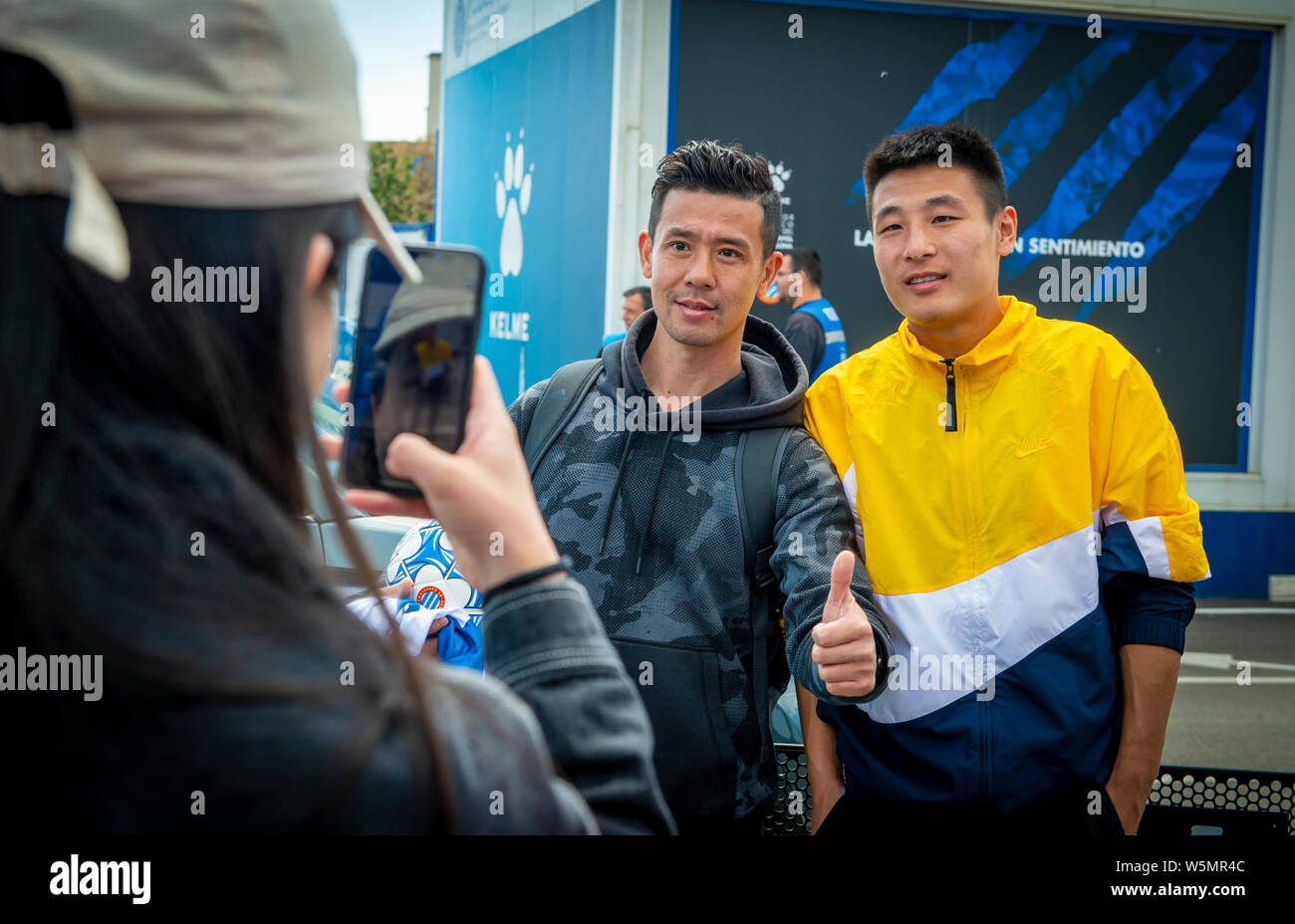 Fan wu hi-res stock photography and images - Alamy
