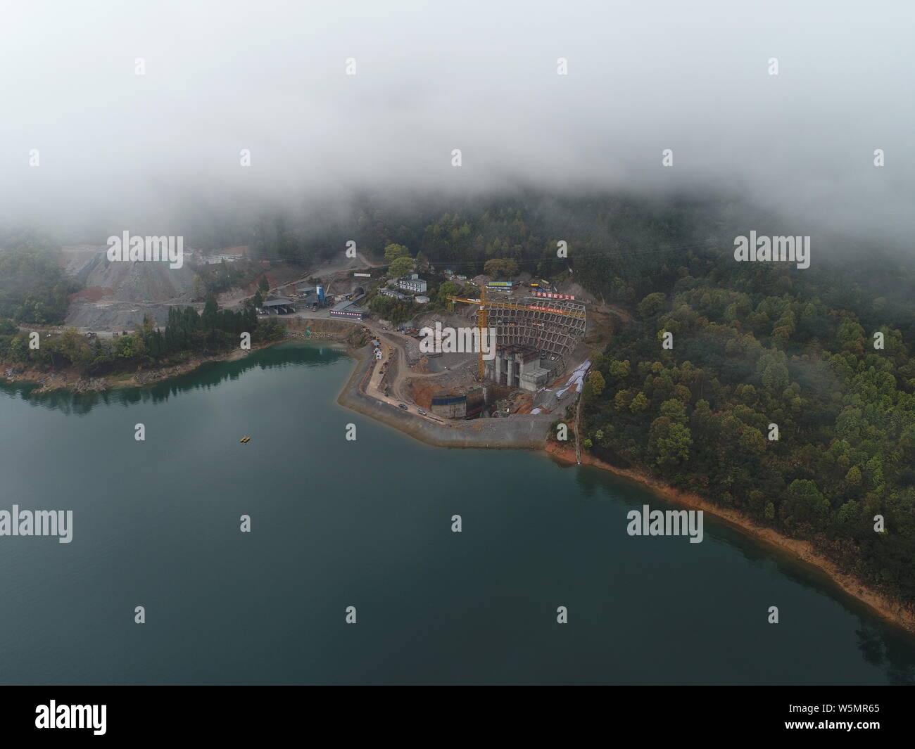 The intake of water distribution system to transfer water to Hangzhou ...