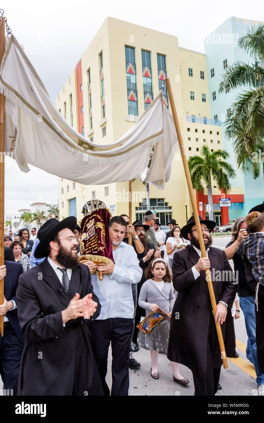 Miami Beach Florida,Jewish Museum of Florida completion,new Sefer Torah ...