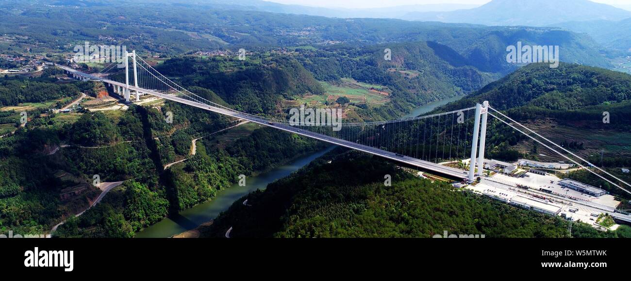 Aerial view of the Longjiang Bridge, connecting the cities of Baoshan ...