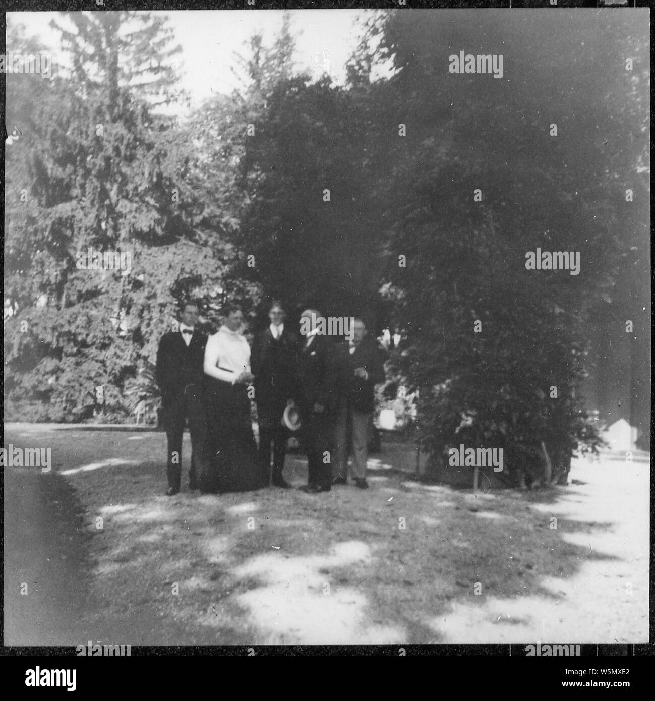 Franklin D. Roosevelt and his father in Hyde Park Stock Photo - Alamy