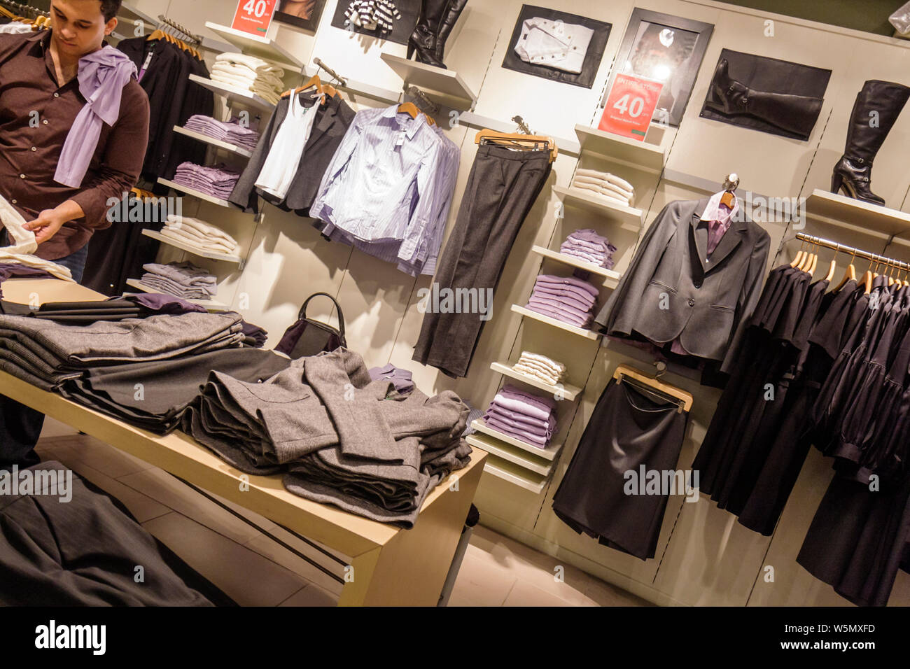 Miami Beach Florida,Collins Avenue,store,stores,businesses,district ...