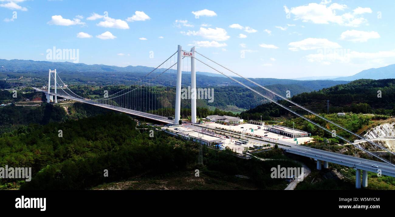 Aerial view of the Longjiang Bridge, connecting the cities of Baoshan ...