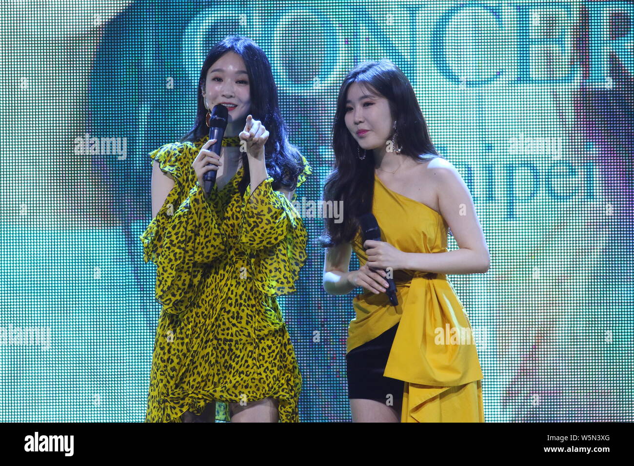 Lee Hae-ri and Kang Min-kyung of South Korean pop duo Davichi perform ...
