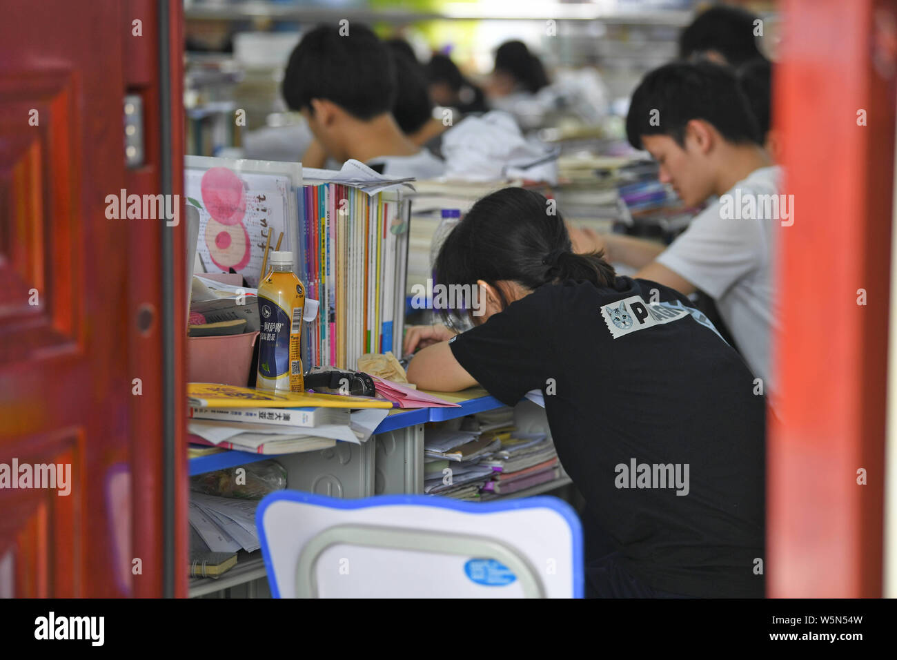 Chinese students prepare for the upcoming annual college entrance ...