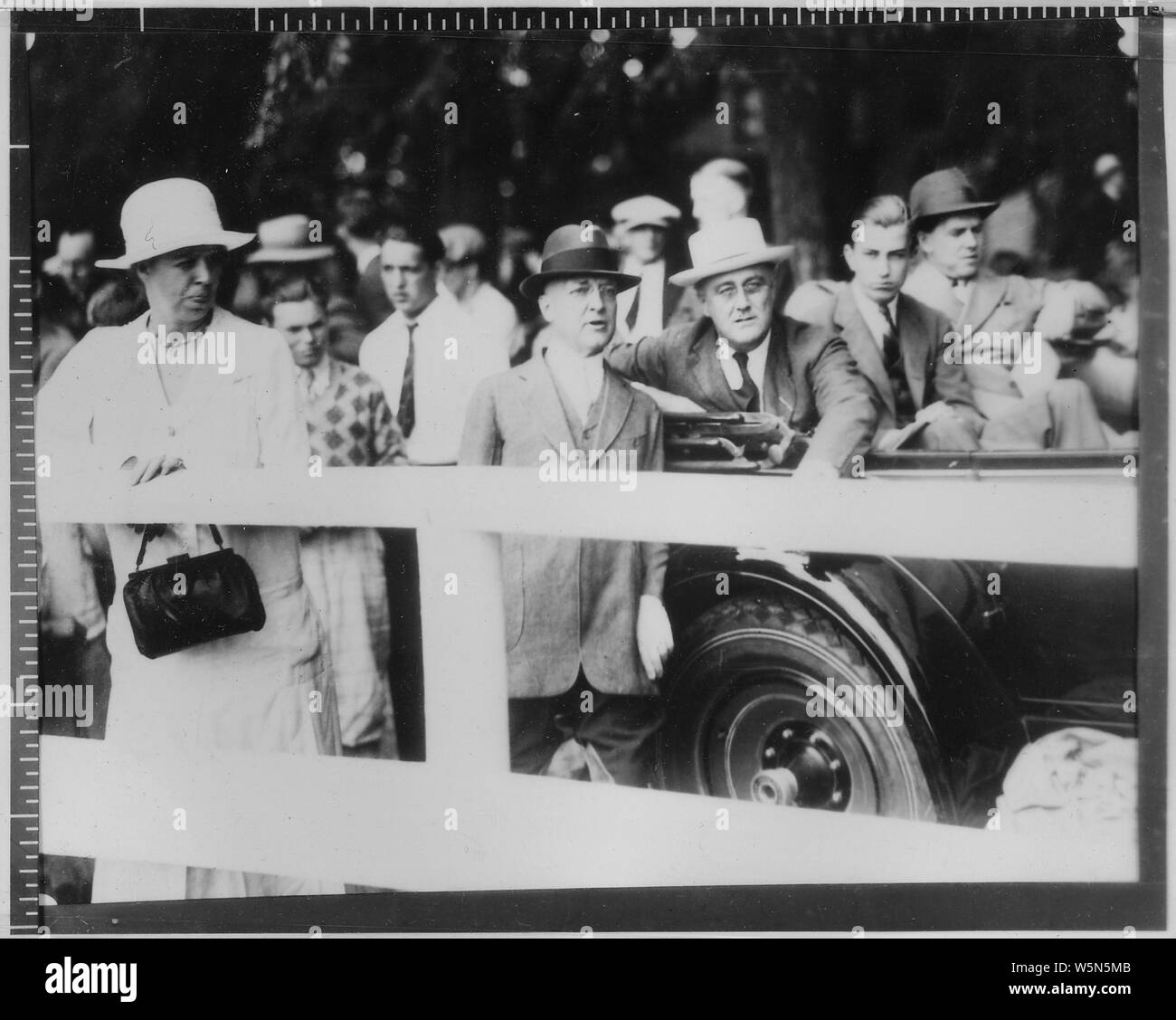 Franklin D. Roosevelt, Eleanor Roosevelt, and Franklin D. Roosevelt Jr ...