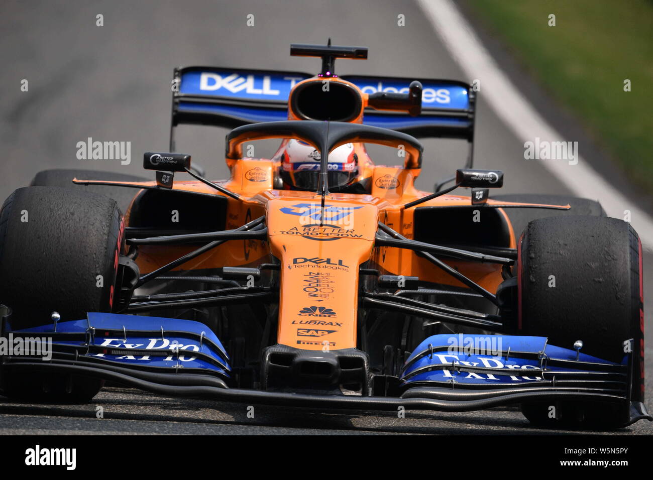 Spanish Formula One driver Carlos Sainz of McLaren Renault competes ...