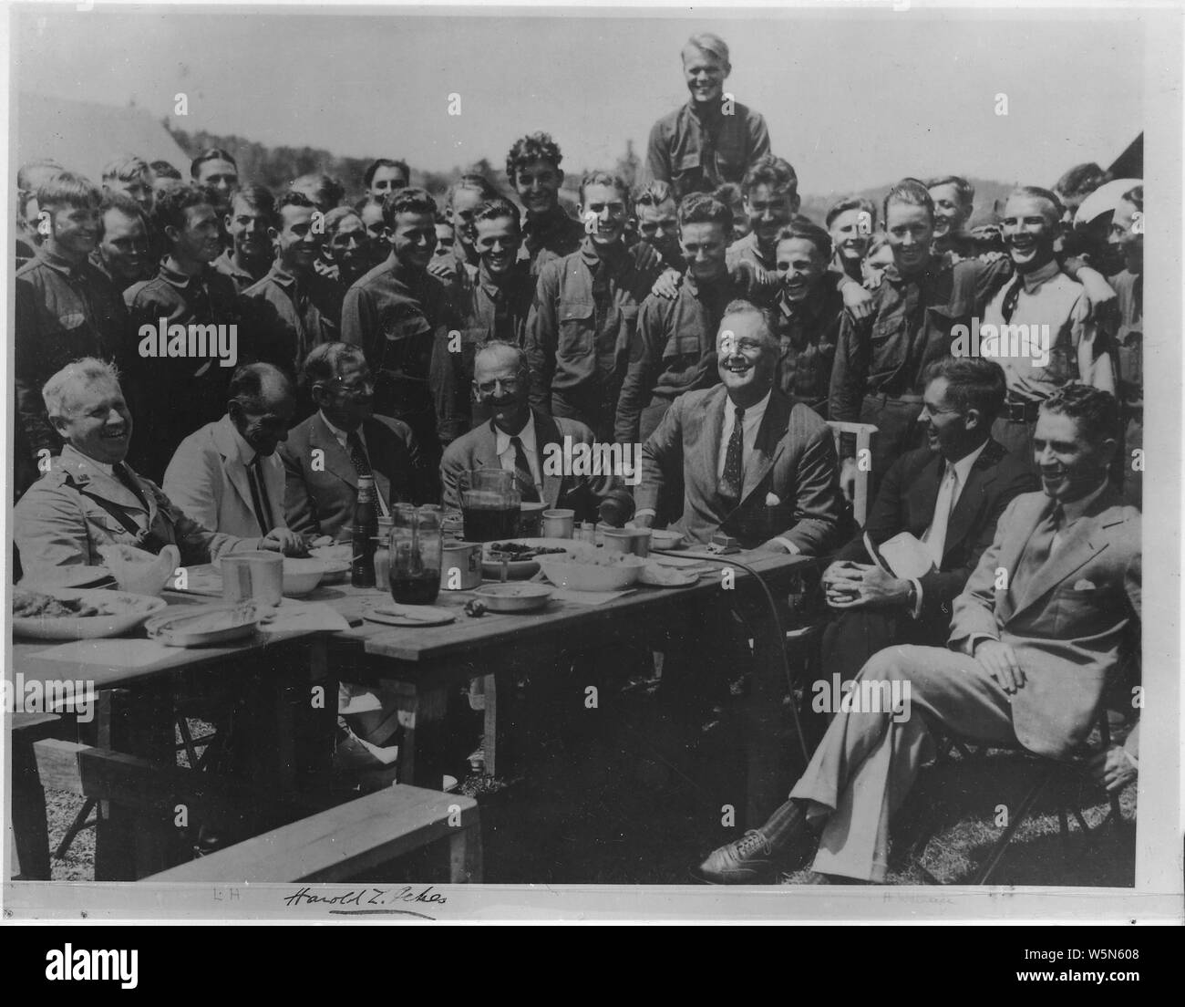 Franklin D. Roosevelt, Gen. Malone, Howe, Ickes, Fechner, Wallace, and ...