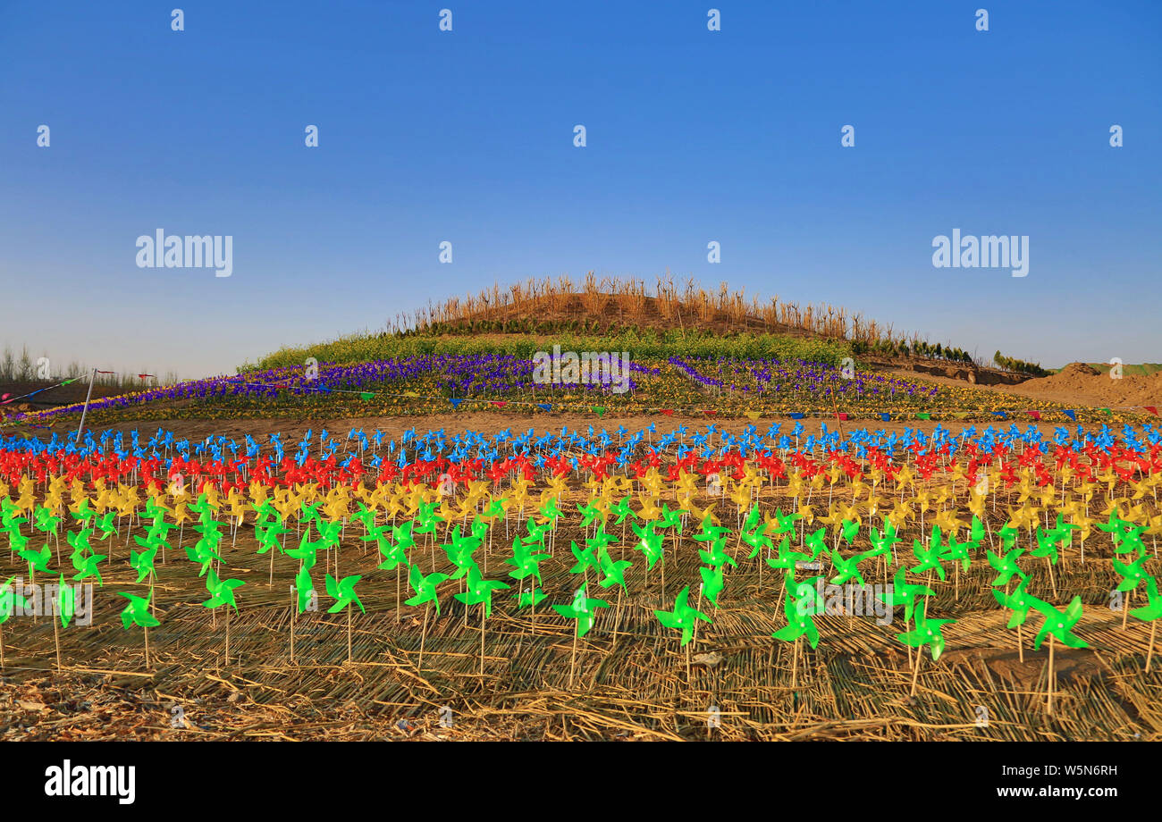 Solar valley hi-res stock photography and images - Alamy