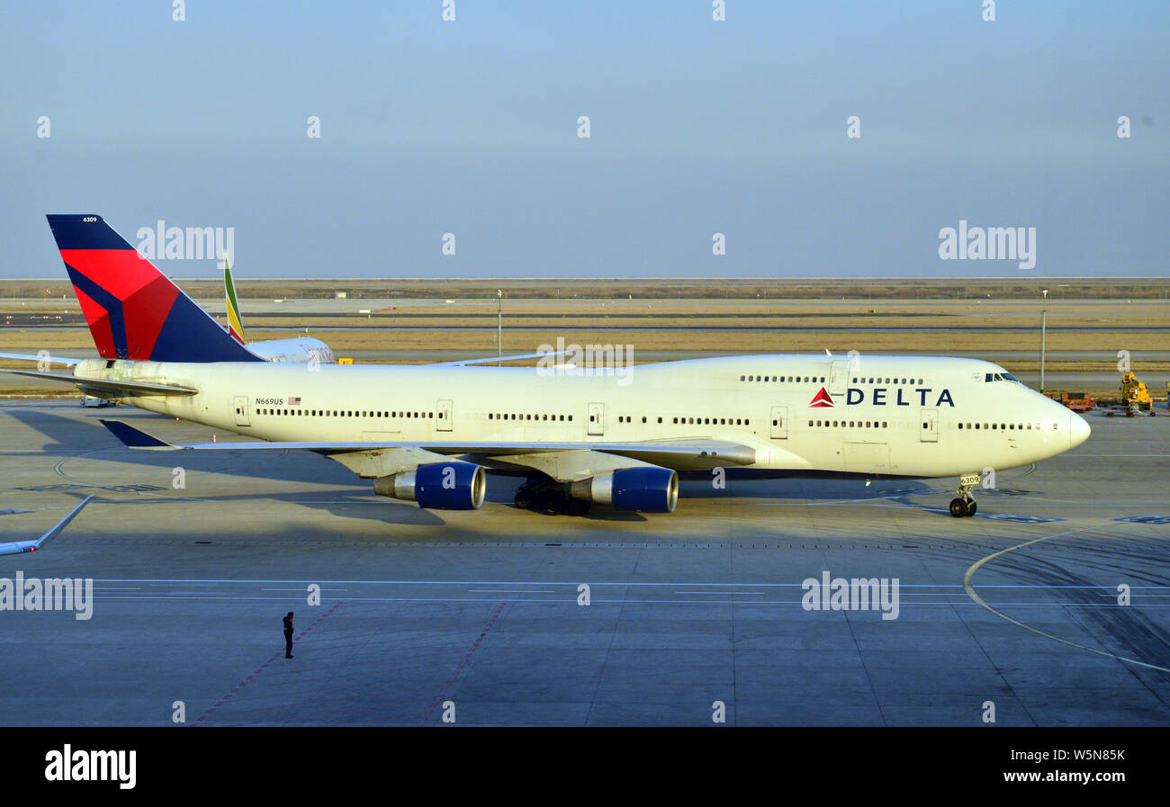 --FILE--A jet plane of Atlanta-based Delta Air Lines taxis at the ...