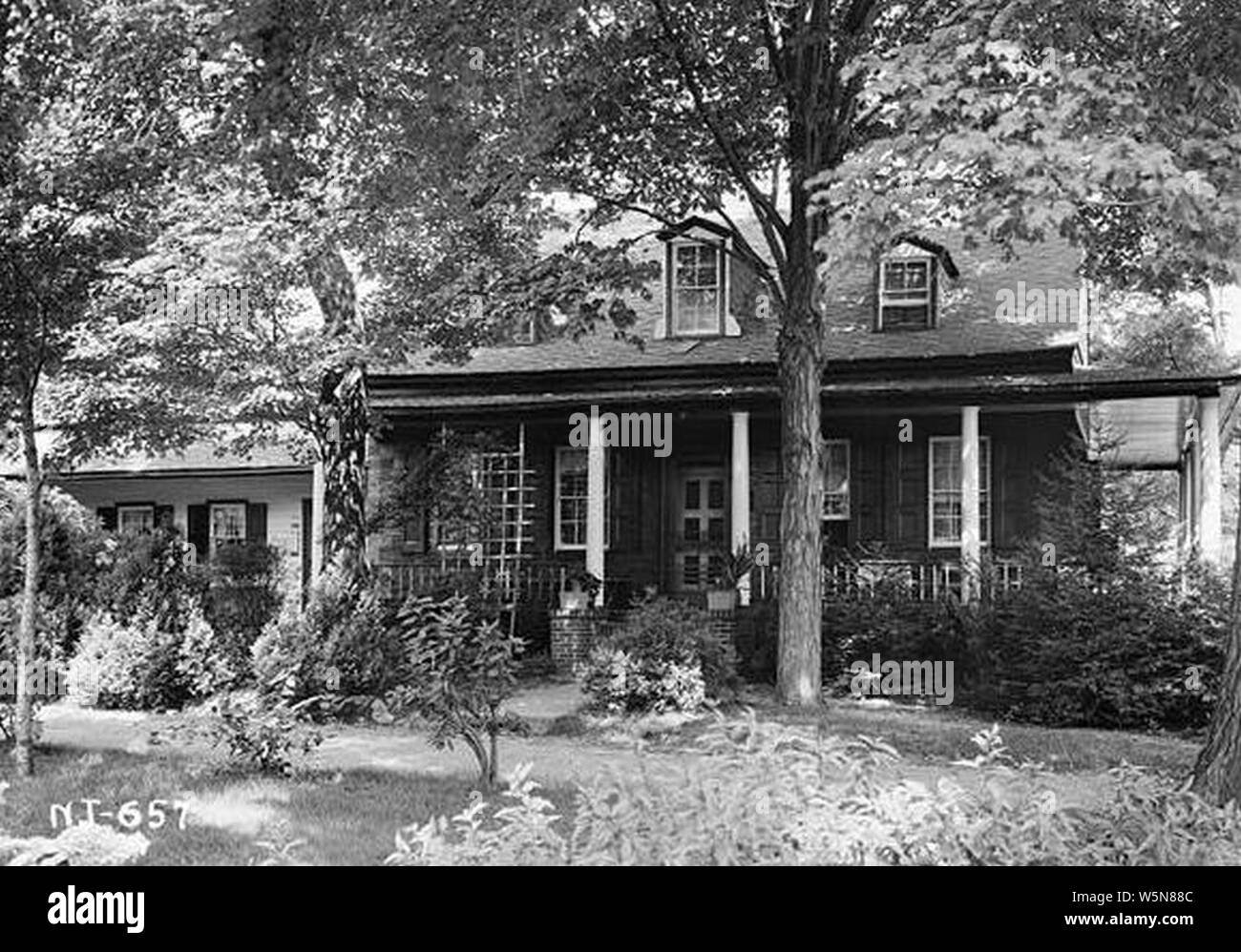 Demarest hi-res stock photography and images - Alamy