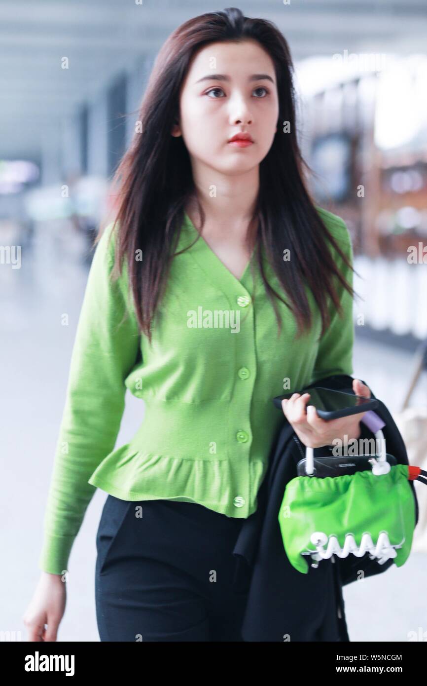 Chinese actress Lareina Song or Song Zuer arrives at the Shanghai ...