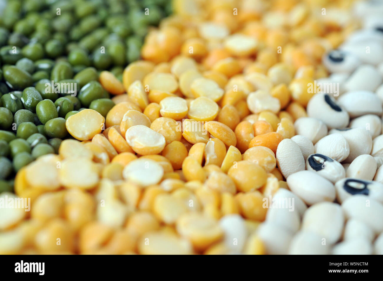 closeup mix of bean for background uses Stock Photo - Alamy