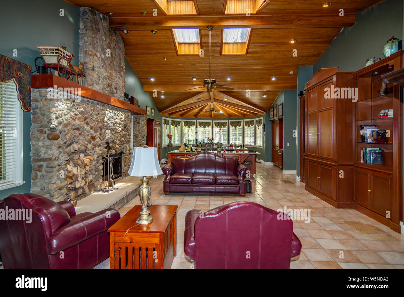 American home interior hi-res stock photography and images - Alamy