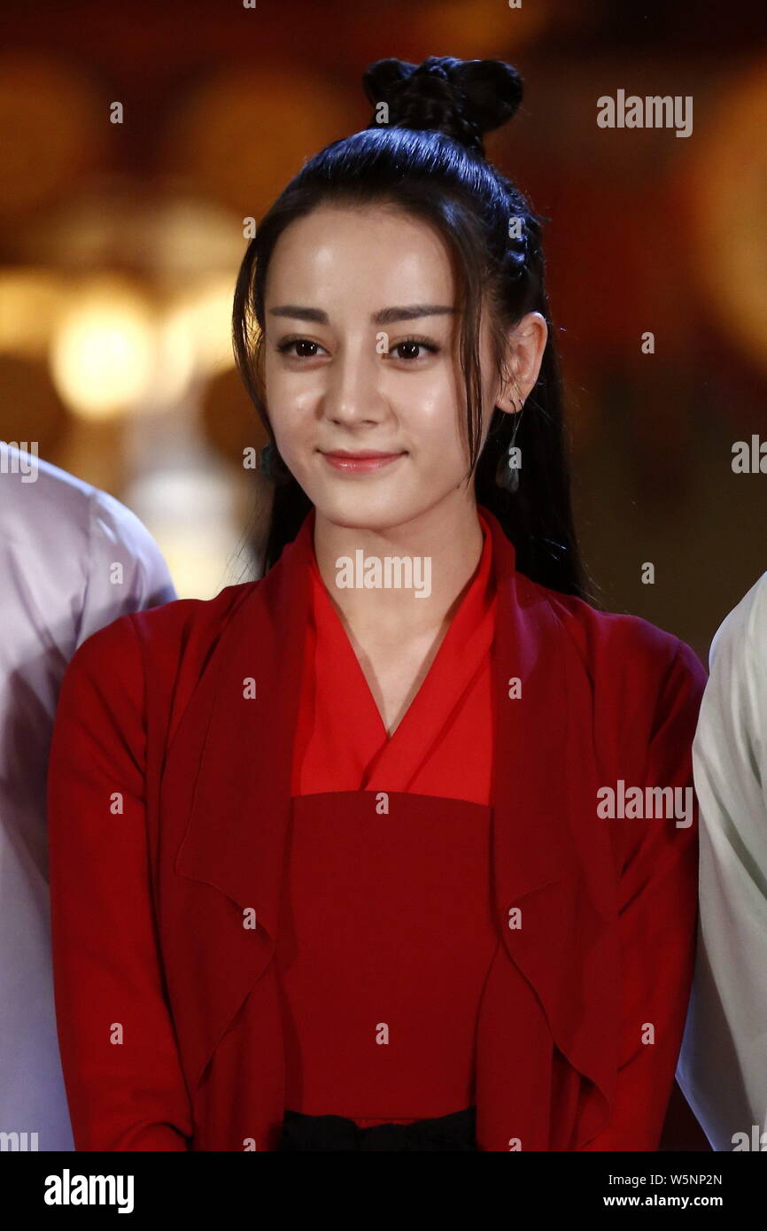 Dilraba dilmurat hi-res stock photography and images - Alamy