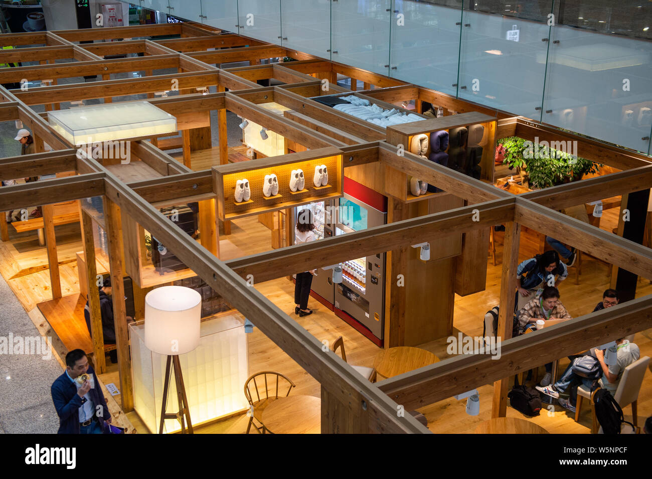 Muji store interior hi-res stock photography and images - Alamy