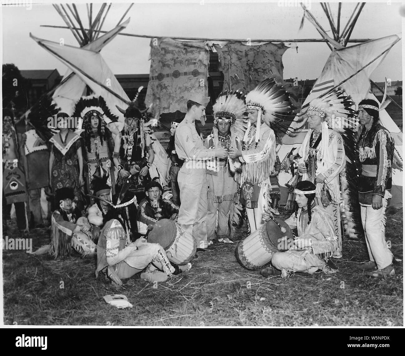 Ogalala tribe hi-res stock photography and images - Alamy