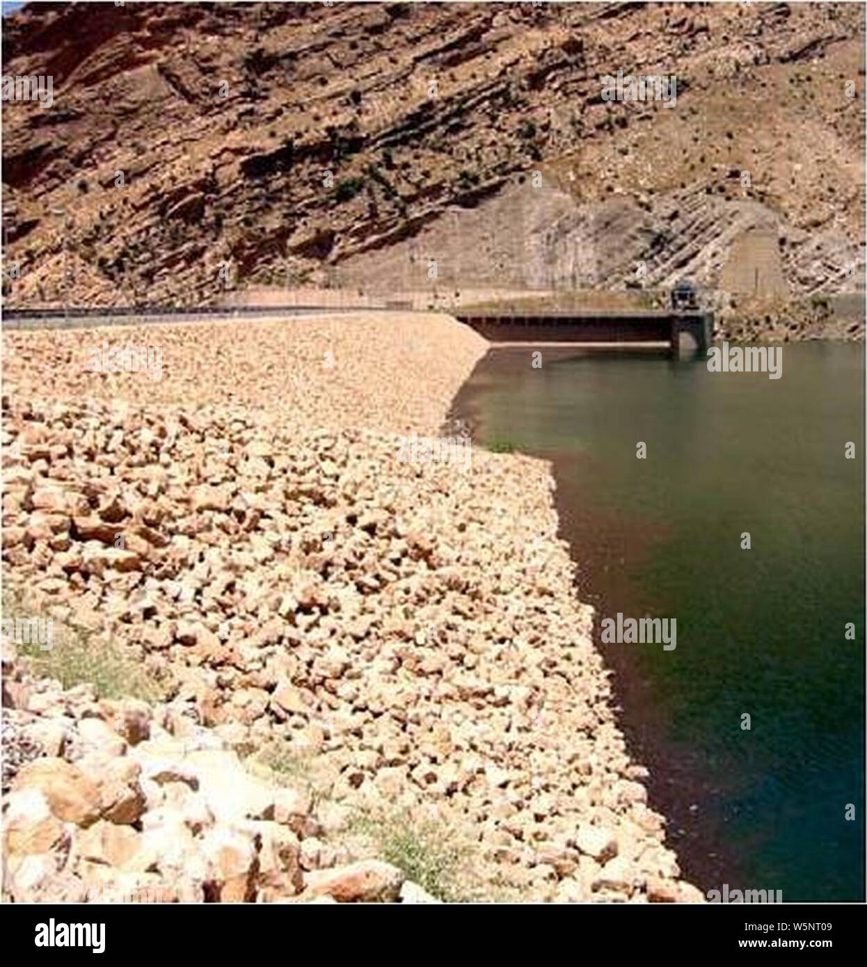 Darbandikhan hi-res stock photography and images - Alamy