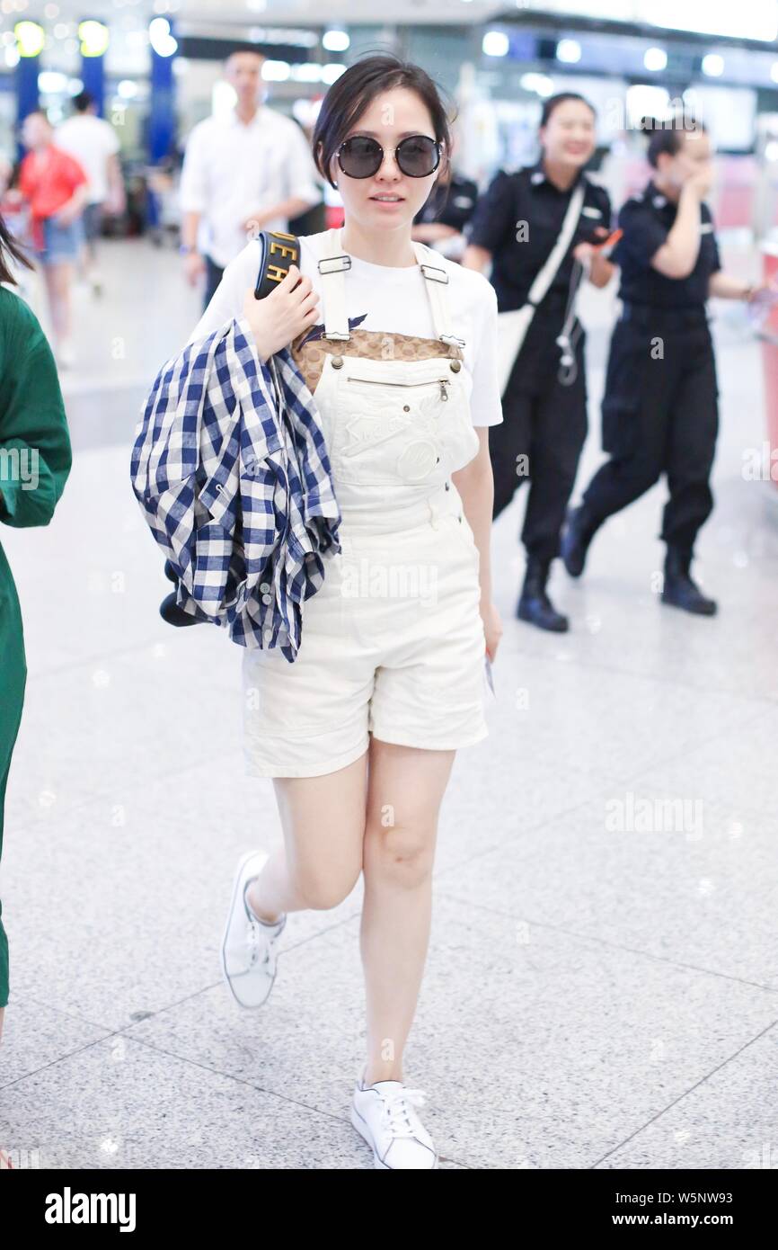 Chinese singer Jane Zhang or Zhang Liangying arrives at the Beijing ...