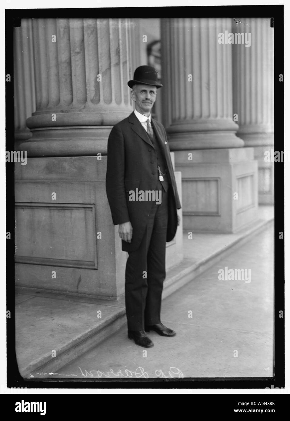 George potter hi-res stock photography and images - Alamy