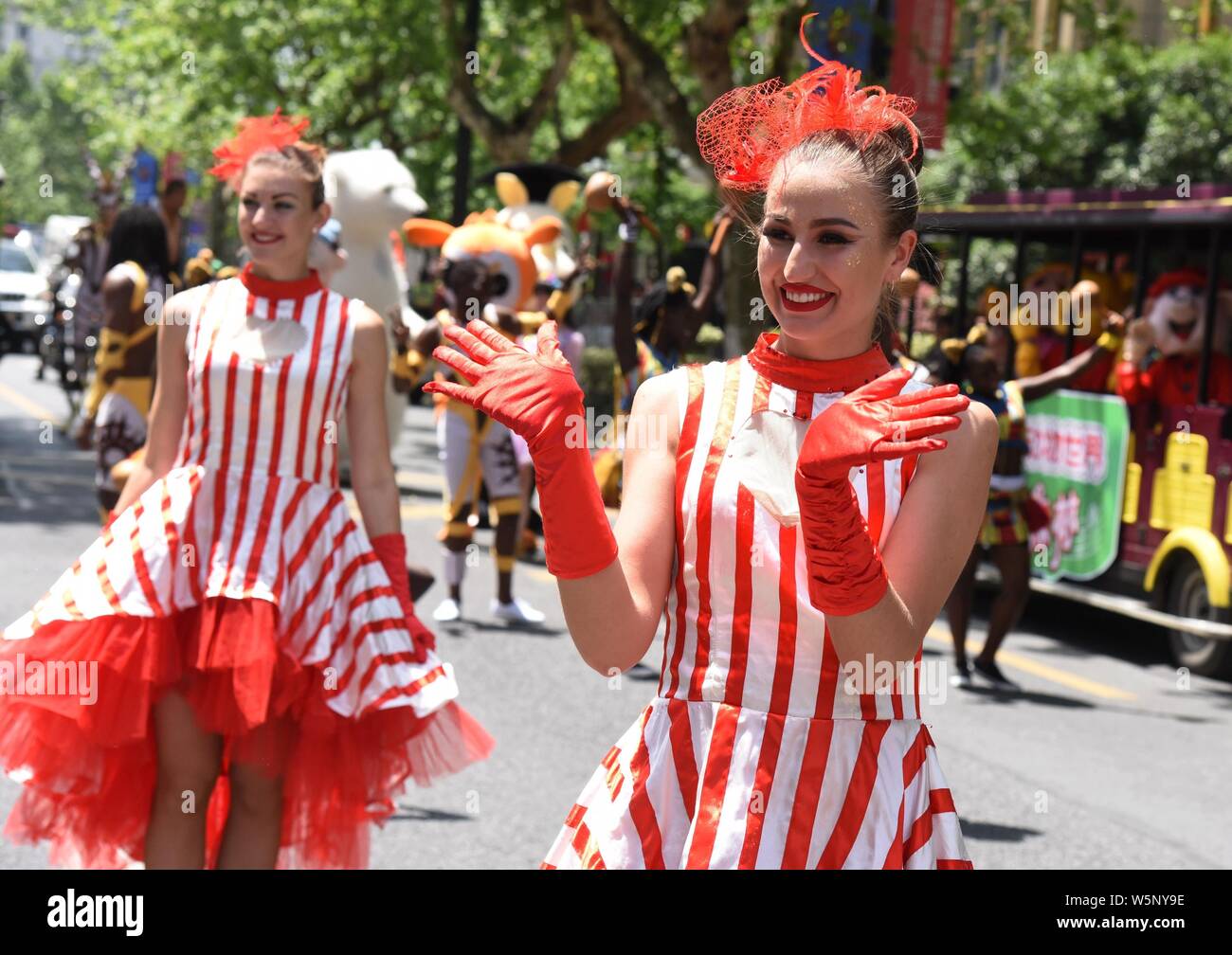 Cosplay fans dressed as their favorite characters from movies and ...